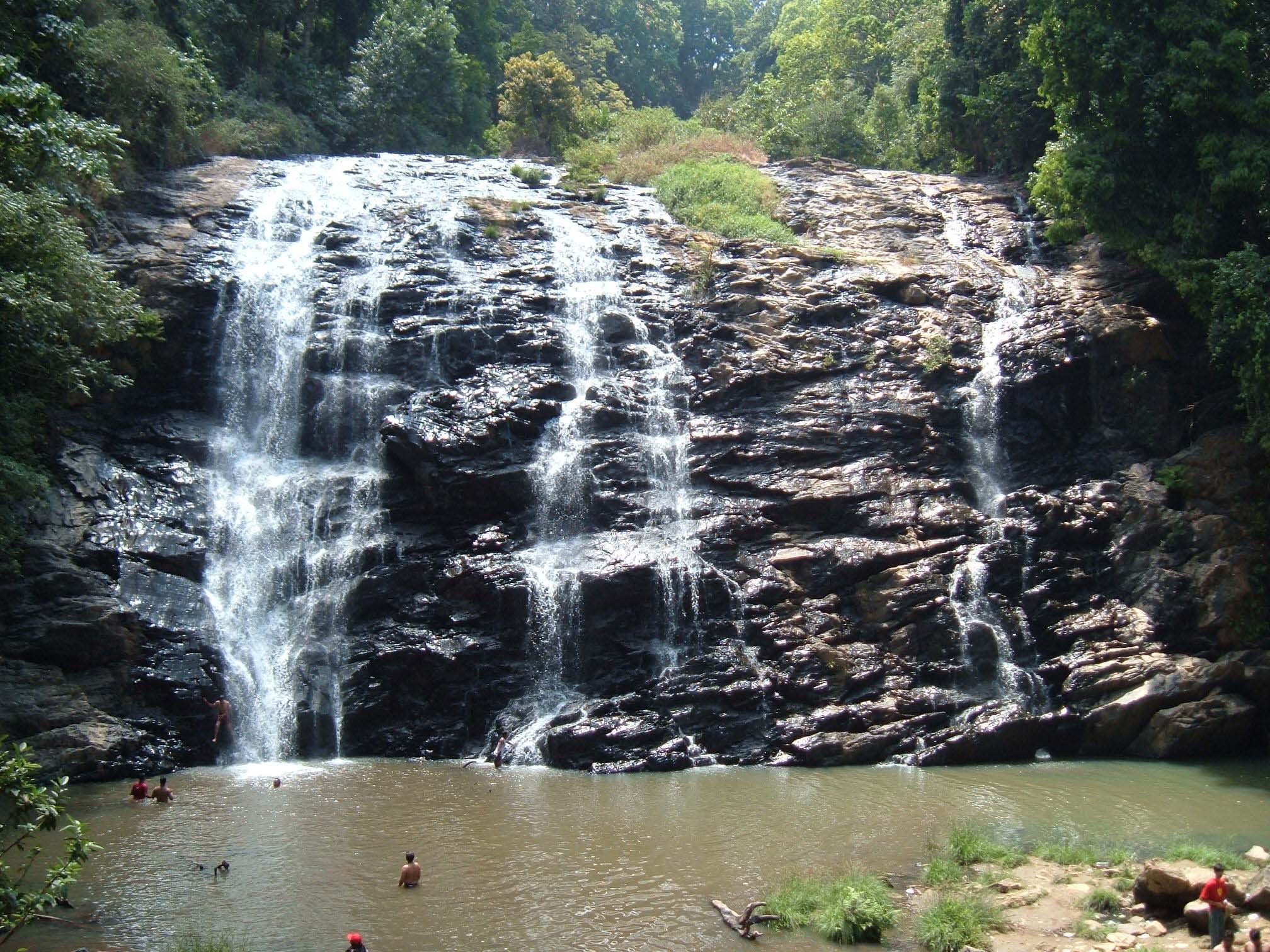PLACES TO VISIT IN COORG